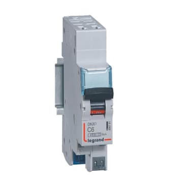 Legrand - 406781 - Disjoncteur DNX3 4500 - auto/auto - U+N 230V~ 6A - 4 ...